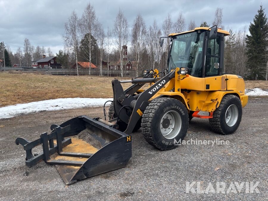 Prodaje se Volvo L30G prednji utovarivač na aukciji