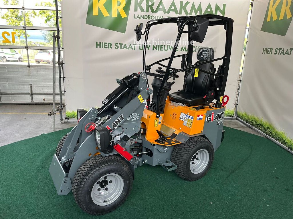 Novi Giant G1200 multifunkcionalni utovarivač
