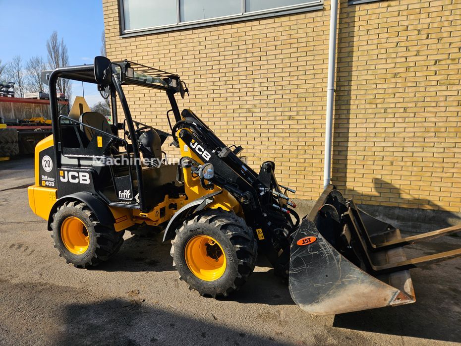 JCB 403 multifunkcionalni utovarivač