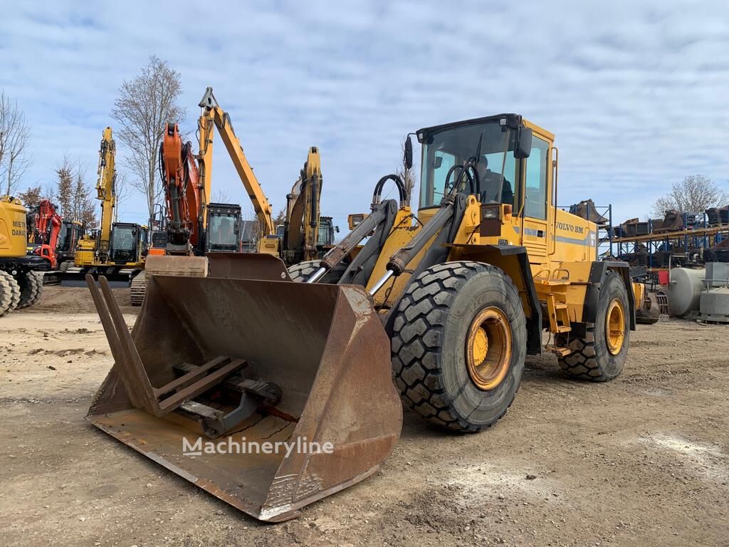 Volvo L120B prednji utovarivač