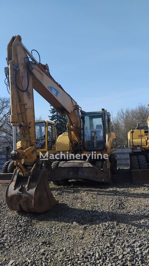 Hidraulični razvodnik za Caterpillar M 316C bagera