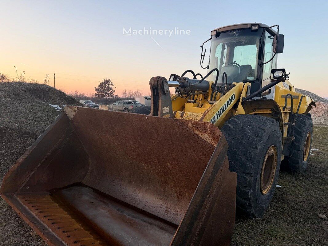 Hidraulični cilindar za New Holland W230 prednjeg utovarivača