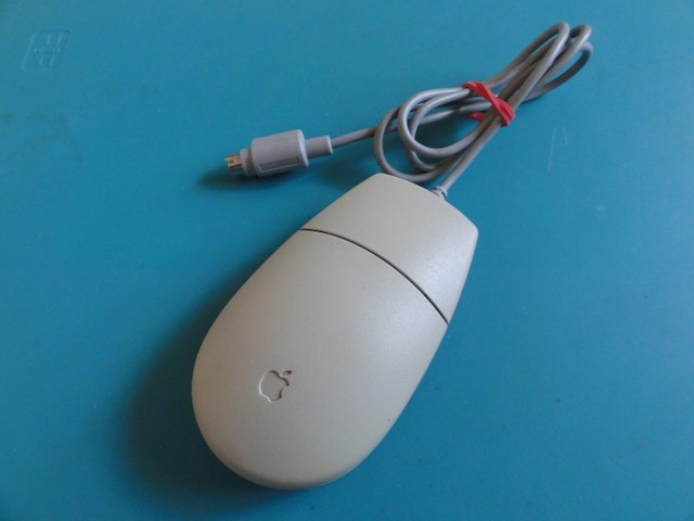 Apple M2706 Desktop Bus Mouse II