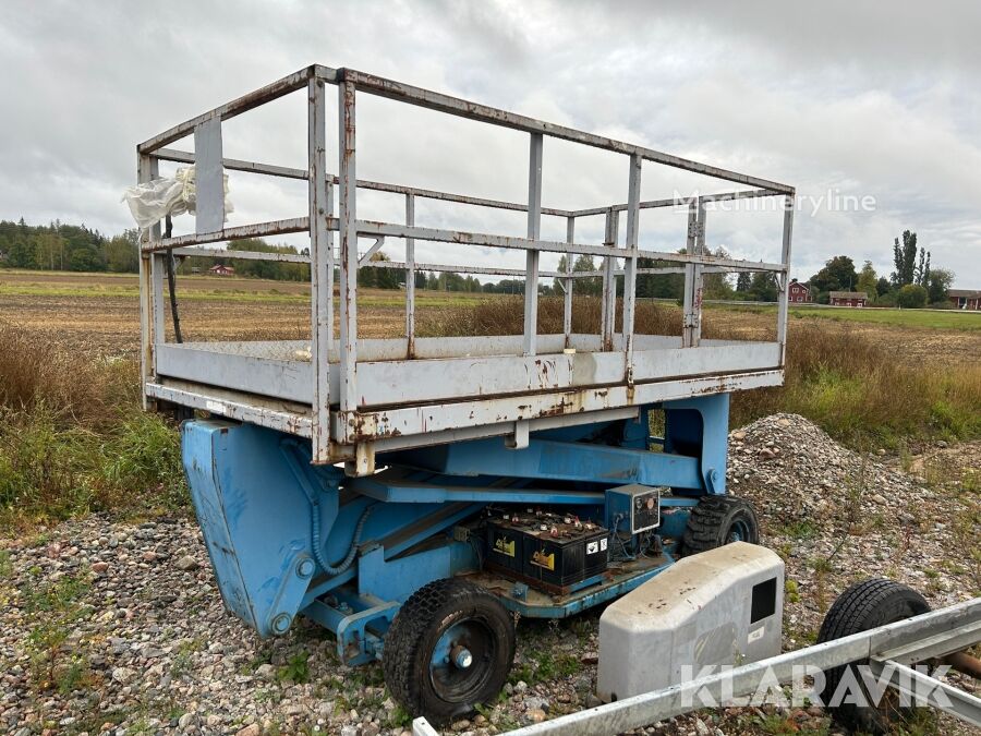 Prodaje se Genie V2470-E makazastu auto dizalicu na aukciji