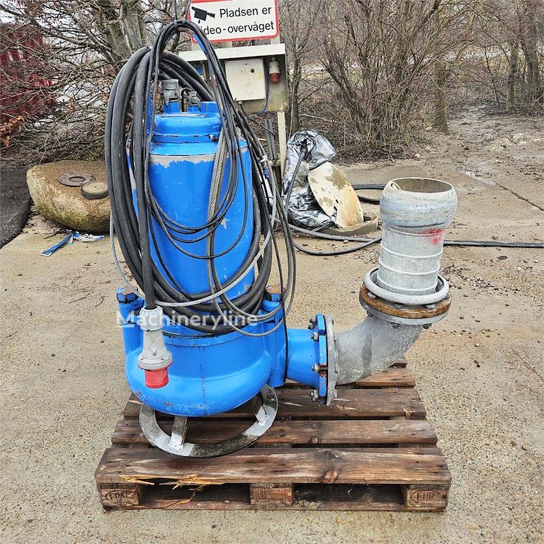Prodaje se Pumpex K203 motornu pumpu na aukciji