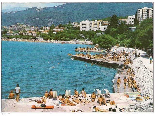 HERCEG NOVI ,putovala 1983.