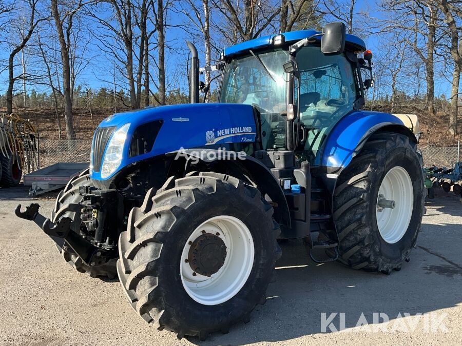 Prodaje se New Holland T7.250 traktor točkaš na aukciji