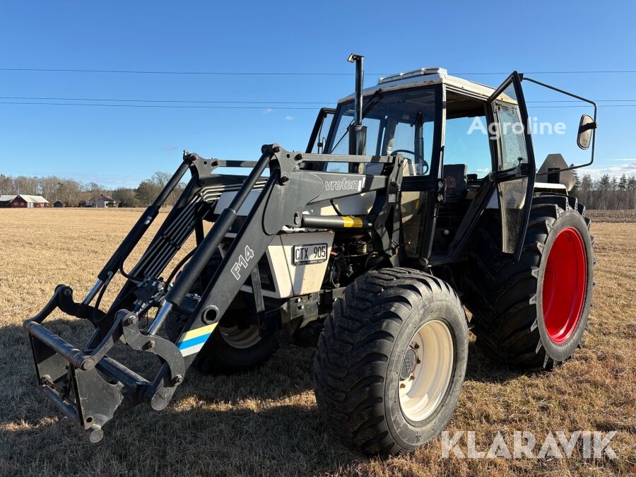 Prodaje se Case IH 1294 4WD traktor točkaš na aukciji