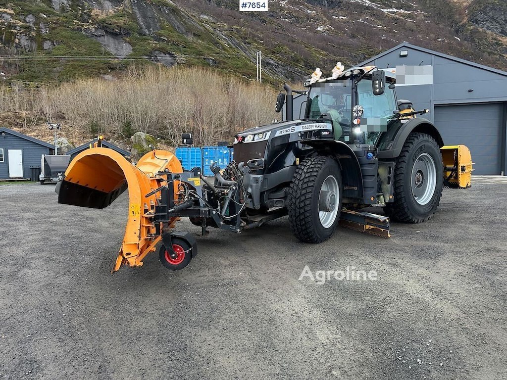 Massey Ferguson 8740 traktor točkaš