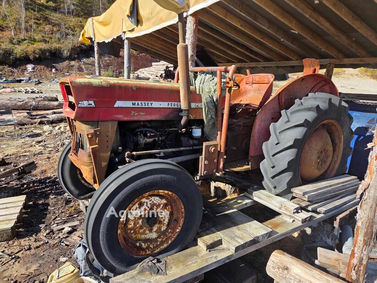 Prodaje se Massey Ferguson 135 traktor točkaš na aukciji