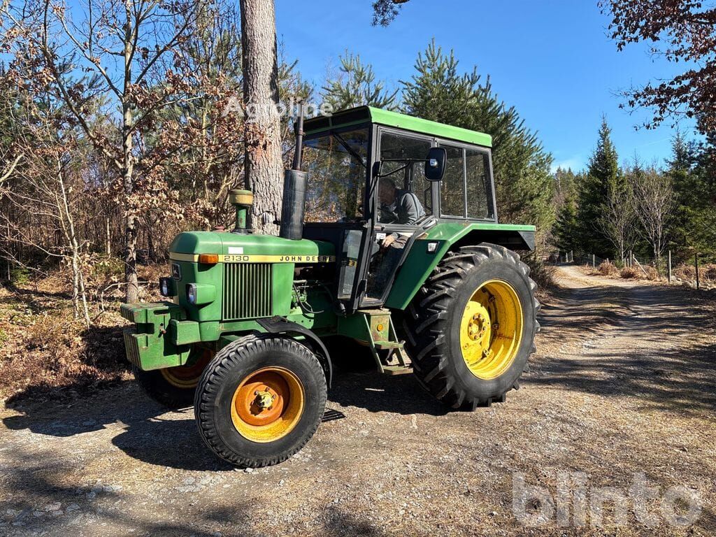 Prodaje se John Deere 2130 traktor točkaš na aukciji