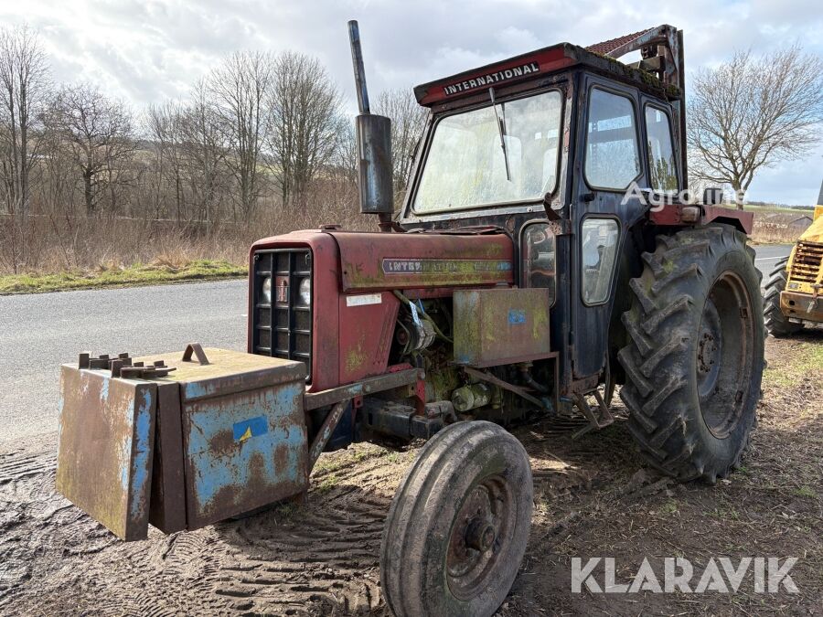 Prodaje se IH International 574 traktor točkaš na aukciji