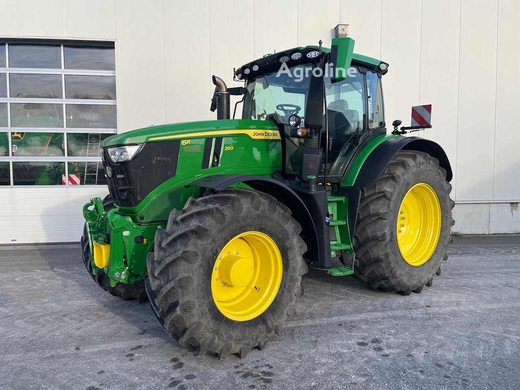 Prodaje se John Deere 6R 250 traktor točkaš na aukciji