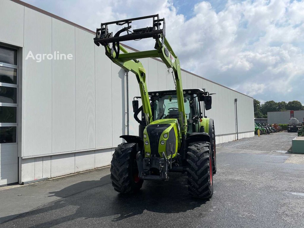 Prodaje se Claas ARION 650 HEXASHIFT traktor točkaš na aukciji
