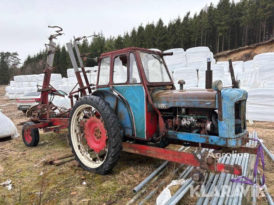 Prodaje se Ford Major traktor točkaš na aukciji