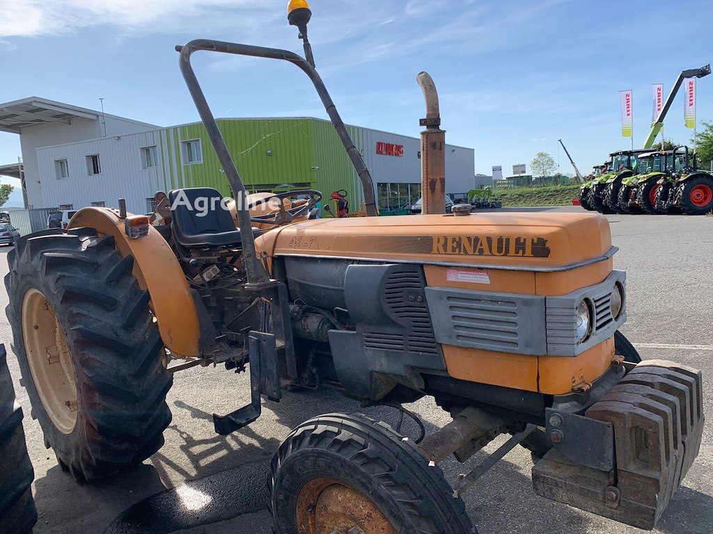 Renault 42-70 F traktor točkaš