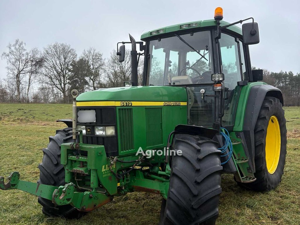 Prodaje se John Deere 6610 traktor točkaš na aukciji