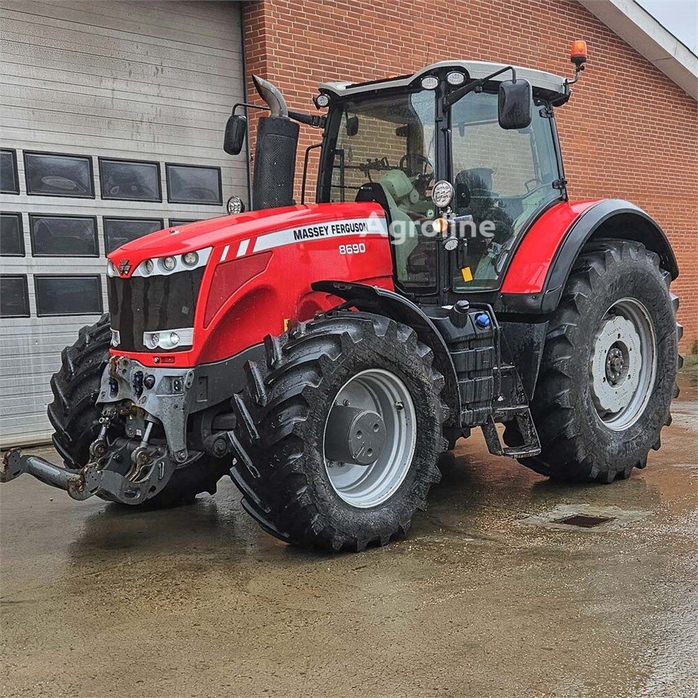 Prodaje se Massey Ferguson Massey Ferguson 8690 traktor točkaš na aukciji