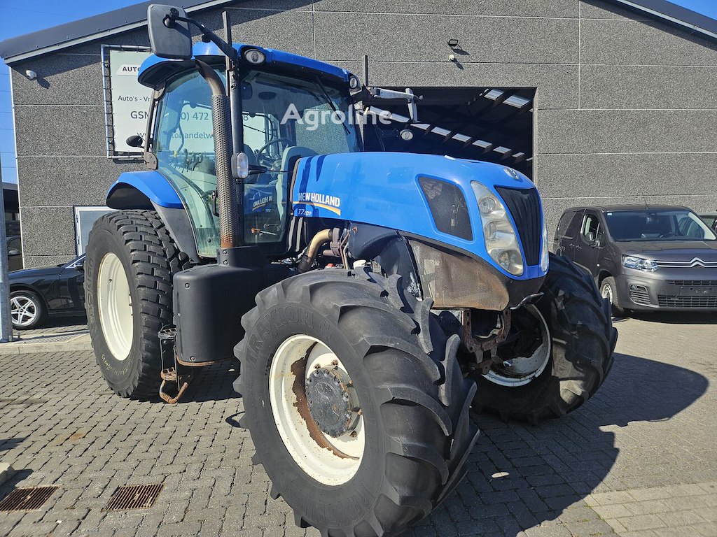 New Holland T7.220 pc traktor točkaš