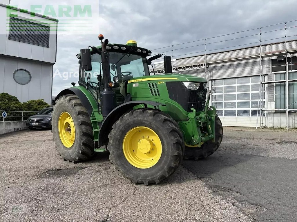 John Deere 6215r traktor točkaš