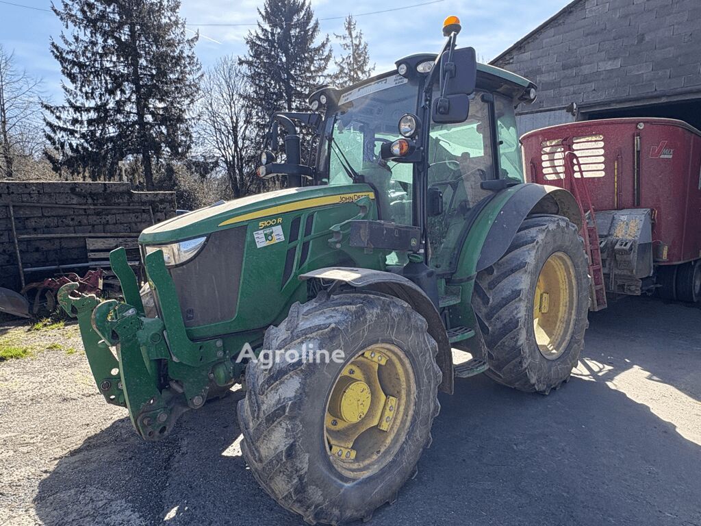 John Deere 5100R traktor točkaš