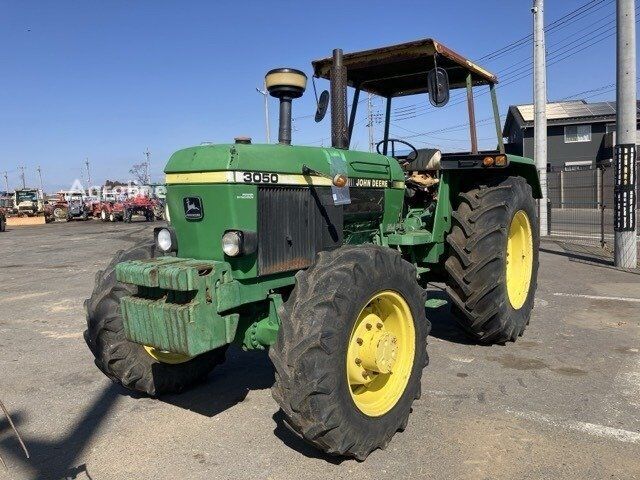 John Deere TRACTOR traktor točkaš