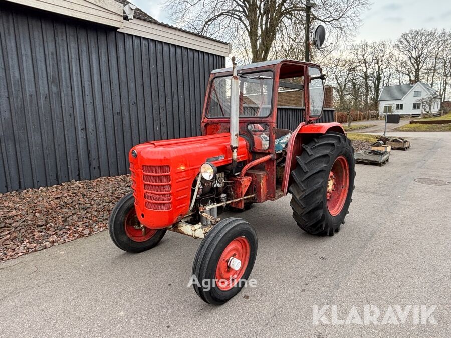 Prodaje se Zetor 3011 traktor točkaš na aukciji