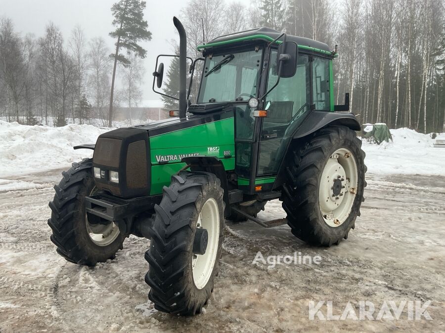 Prodaje se Valtra 800-4 traktor točkaš na aukciji