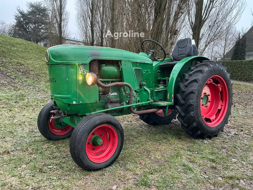 Prodaje se Deutz D30PF mini traktor na aukciji