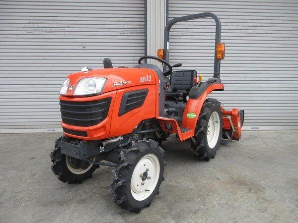 Kubota TRACTOR(Kubota) mototraktor