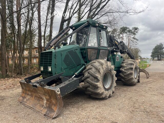 Prodaje se NFB NF160 šumarski traktor na aukciji
