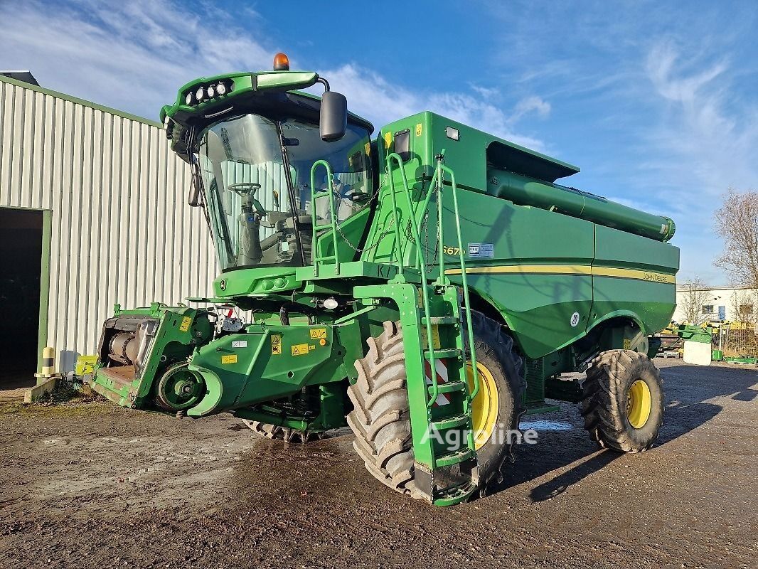 John Deere S670i kombajn za žito