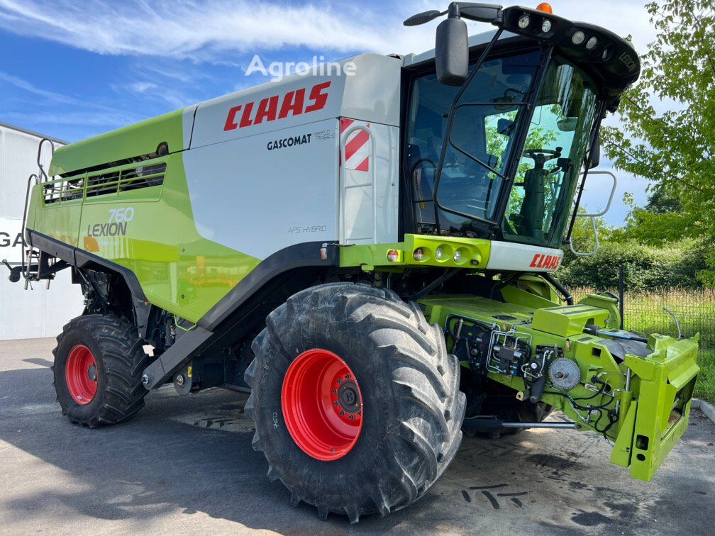 Claas LEXION 760 kombajn za žito
