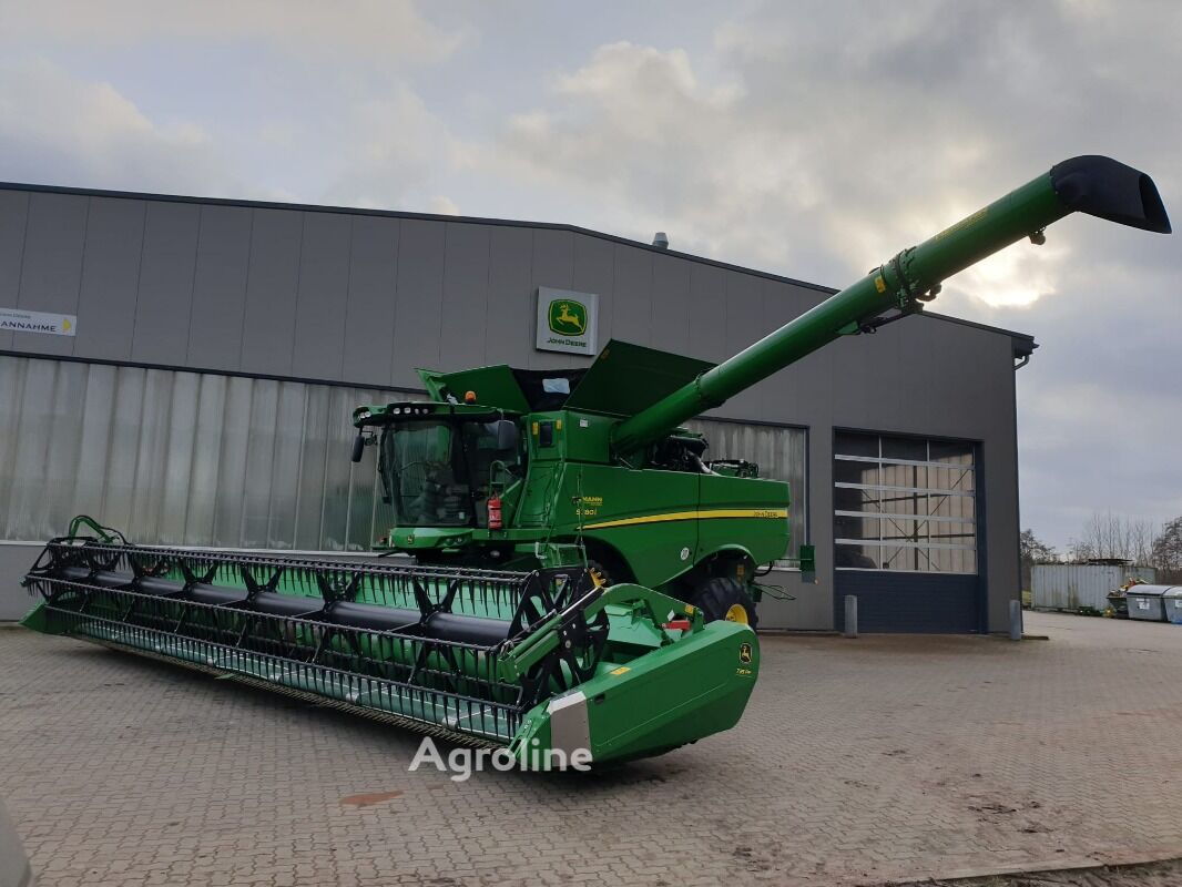 John Deere S780 mit Schneidwerk 735PF krmni kombajn