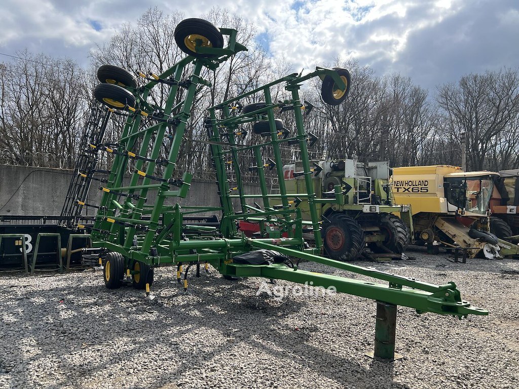 John Deere 2210 kultivator