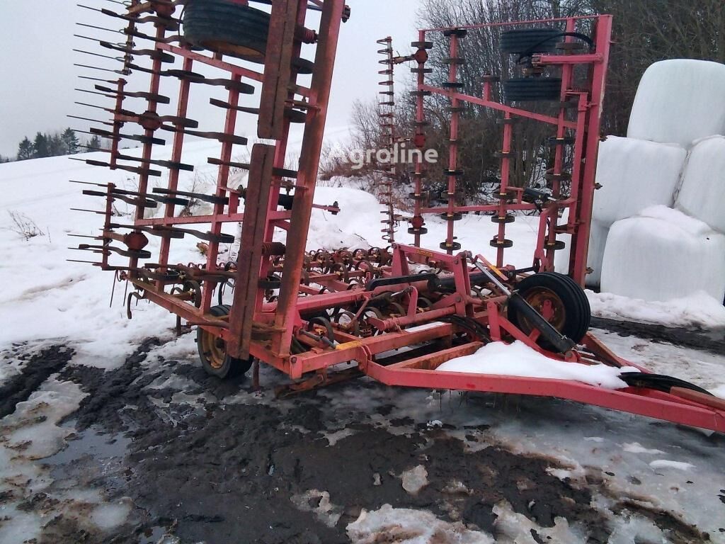 Prodaje se Väderstad S-harv NZ mašinu za pripremu setve na aukciji