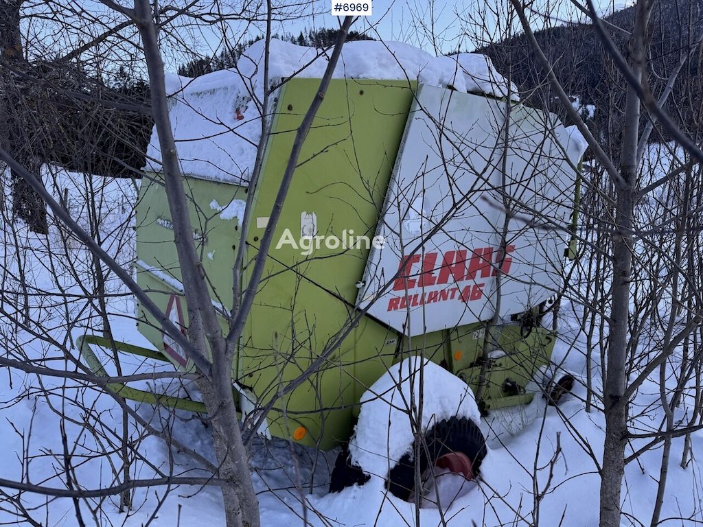 Claas Rollant 46 balirka za okrugle bale