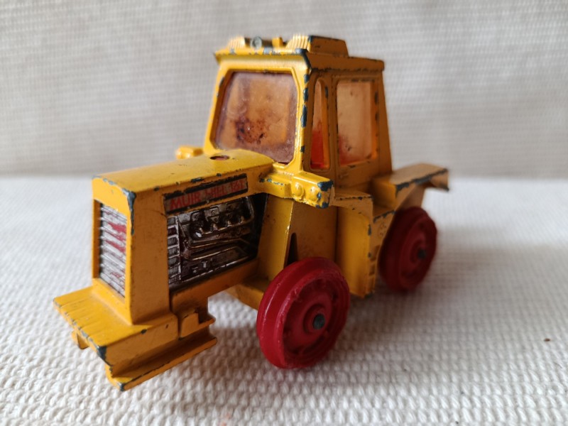 K - 5 MUIR - HILL, TRACTOR & TRAILER, MATCHBOX, ENG.