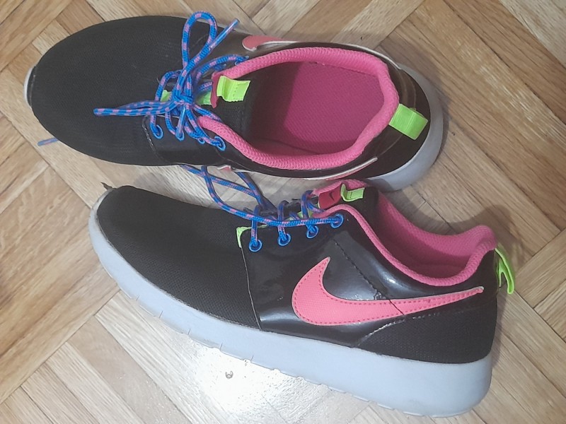 Crne Nike - 23,5 cm