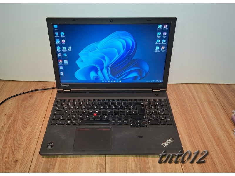 == LENOVO T540p = i5-4200M = 500Gb = 4Gb = 15,6 FHD ==