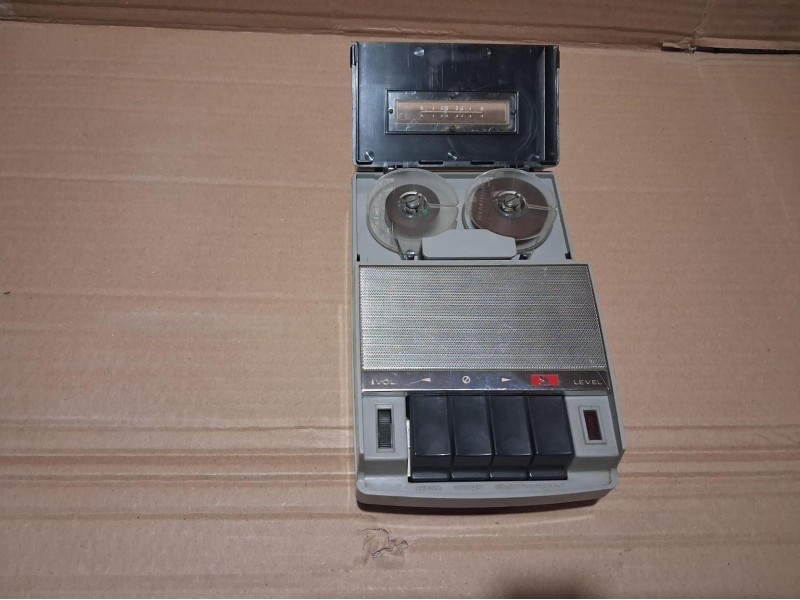 Standard sr 200 tape recorder Japan ( 1967 god )