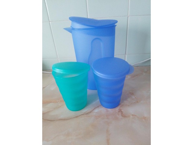 Tupperware bokal 1l set dve čaše sa poklopcem