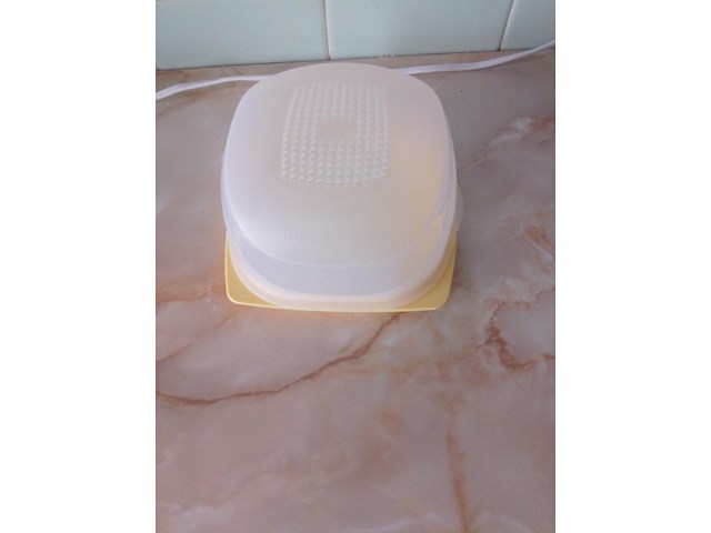 Tupperware Cheesmart  Mini