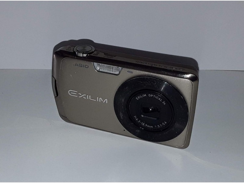 Casio - Exilm - Digitalni fotoaparat