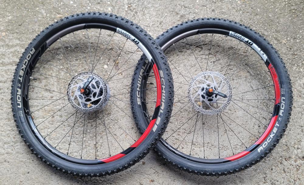 Dt swiss xr 20 26" tubeless gume rotori