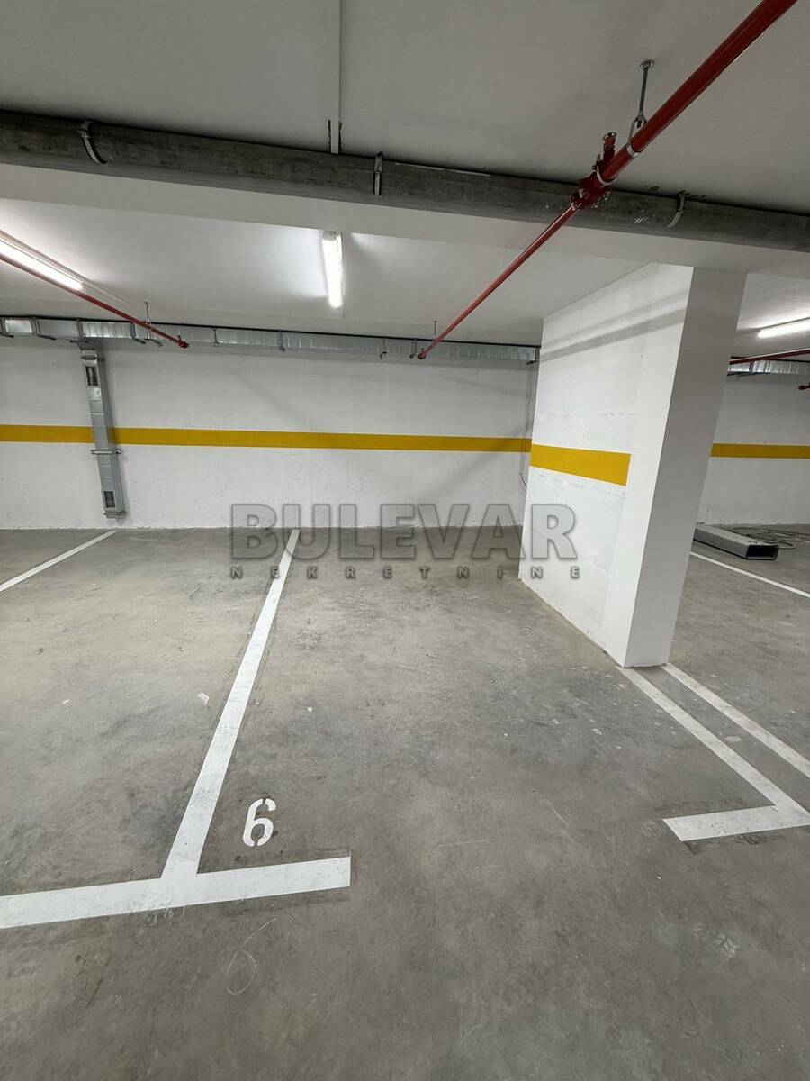 Garaza, Niš - Čair | Izdavanje · 14m² · 80€