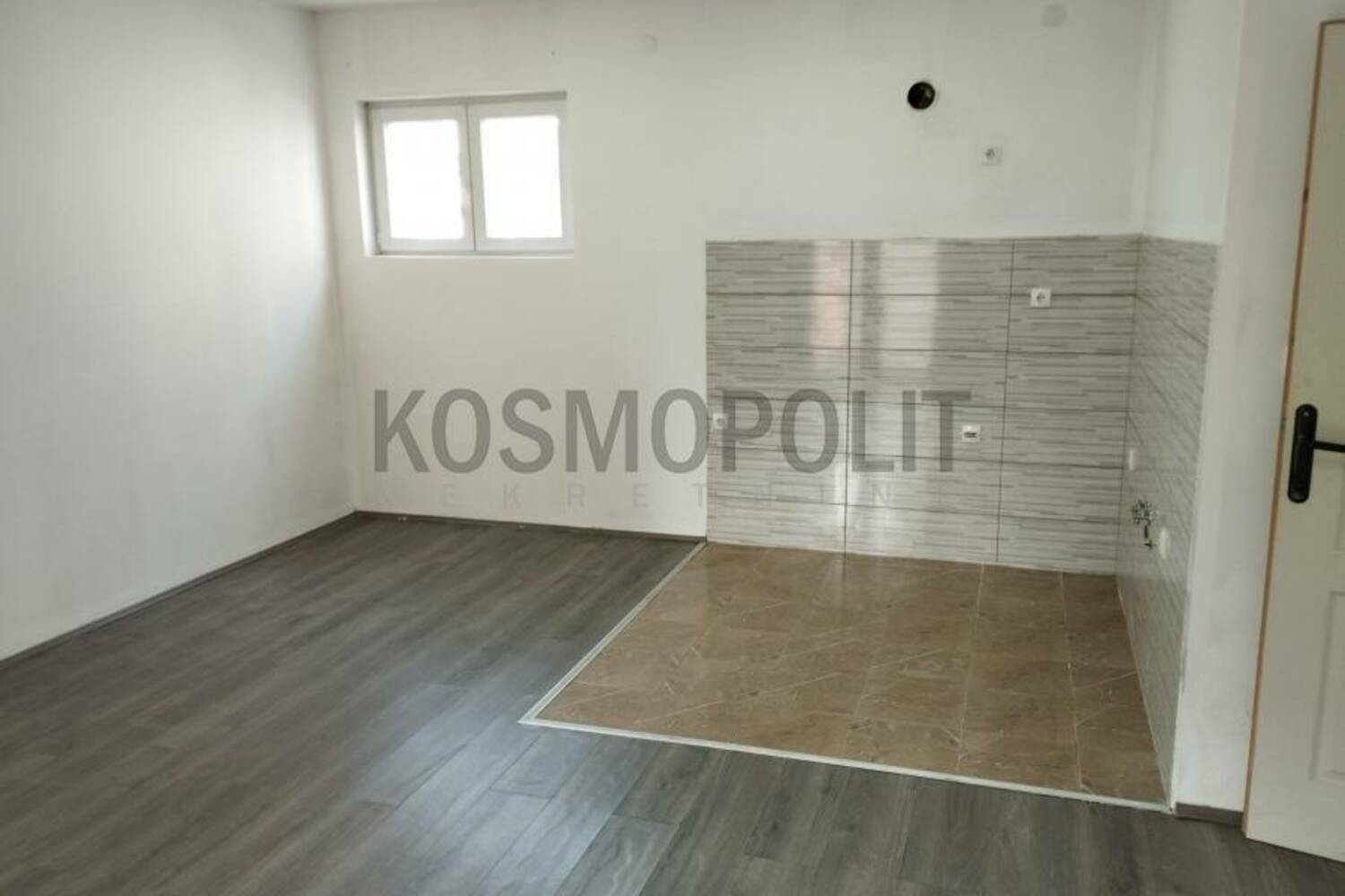 Trosoban stan, Beograd - Zemun Polje | Prodaja · 62m² · 107.000€