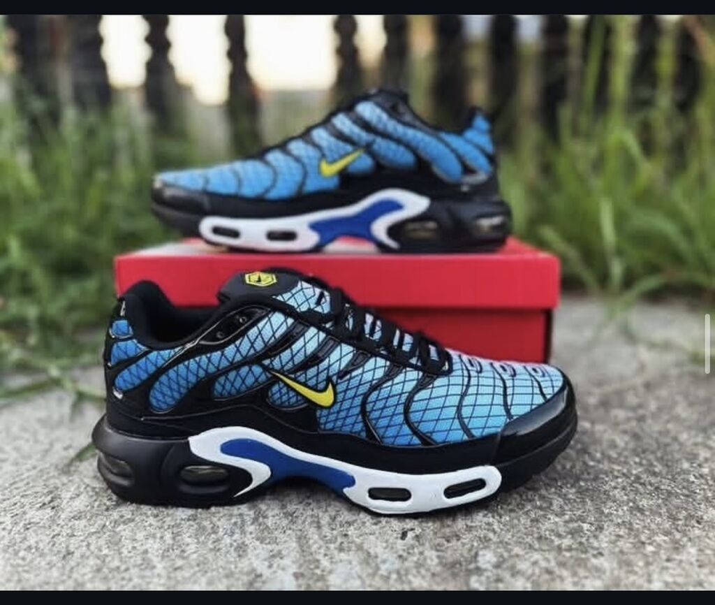Nike Air Max Plus (Tn) patike – plavo/crna kolor šema sa žutim