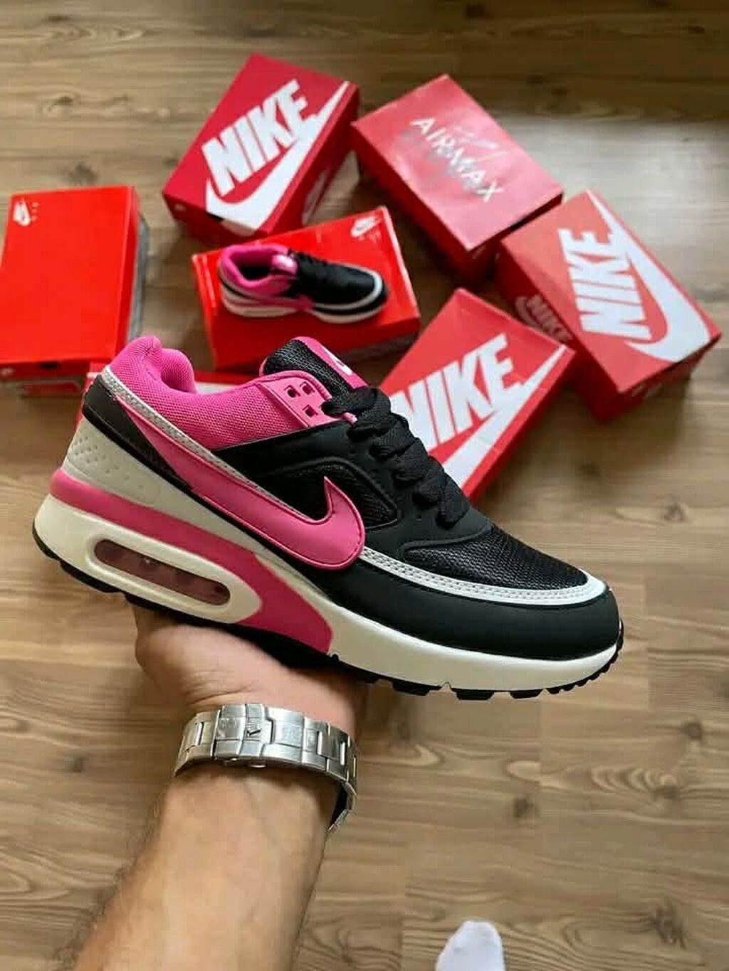 Nike Air Max patike – crno/roze kombinacija - Model: Nike Air Max