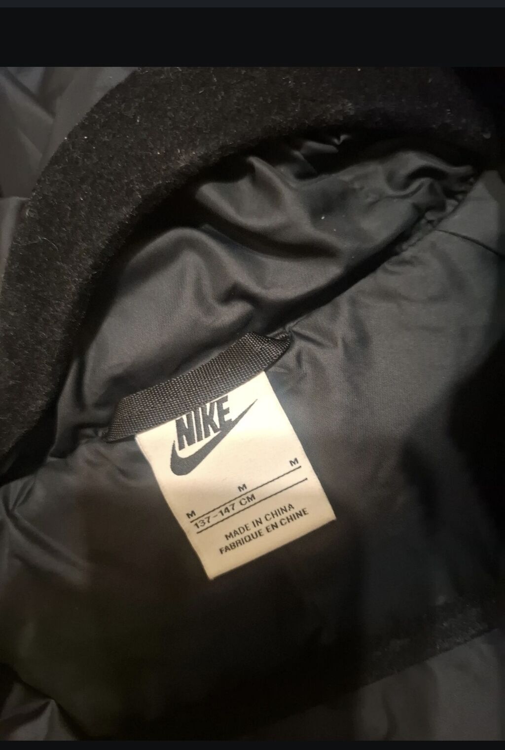 Nike puffer jakna za decu – crna - Brend: Nike (originalna etiketa na